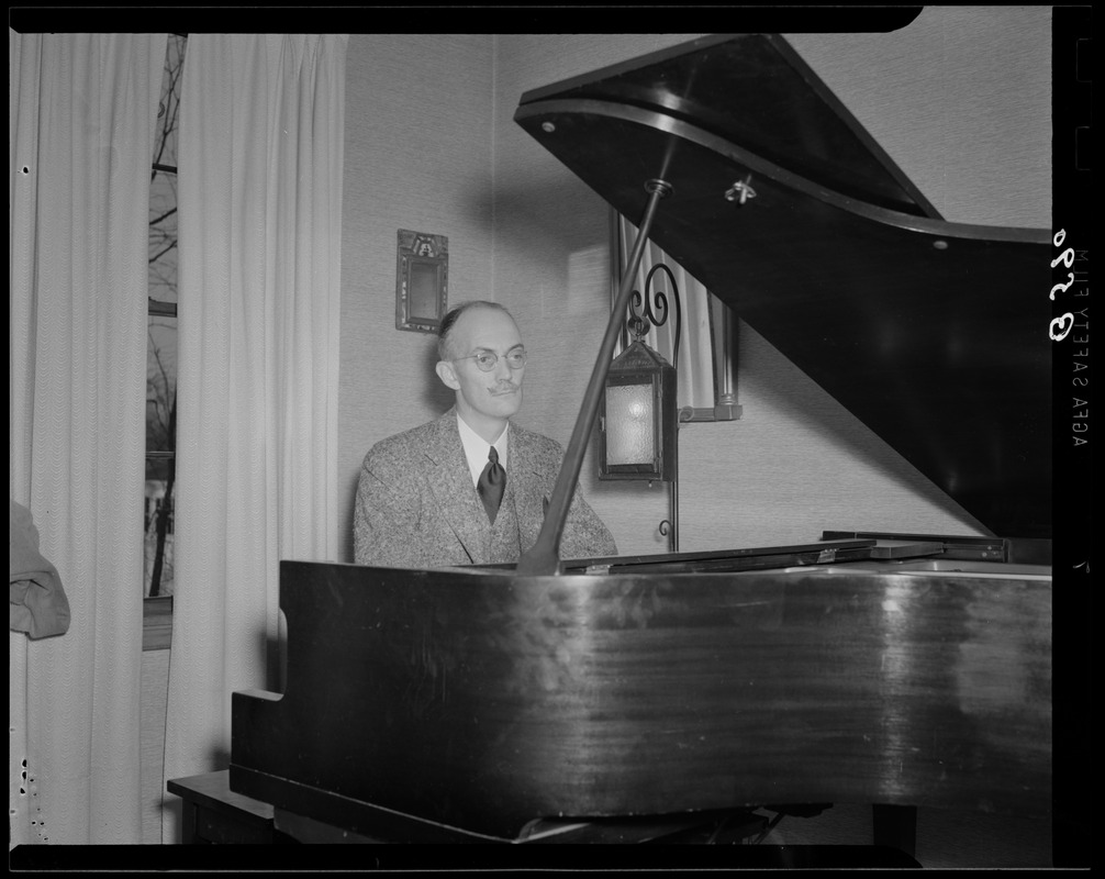 Cedric Foster at piano - Digital Commonwealth