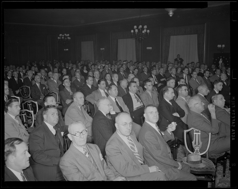 Labor meeting at the Statler - Digital Commonwealth