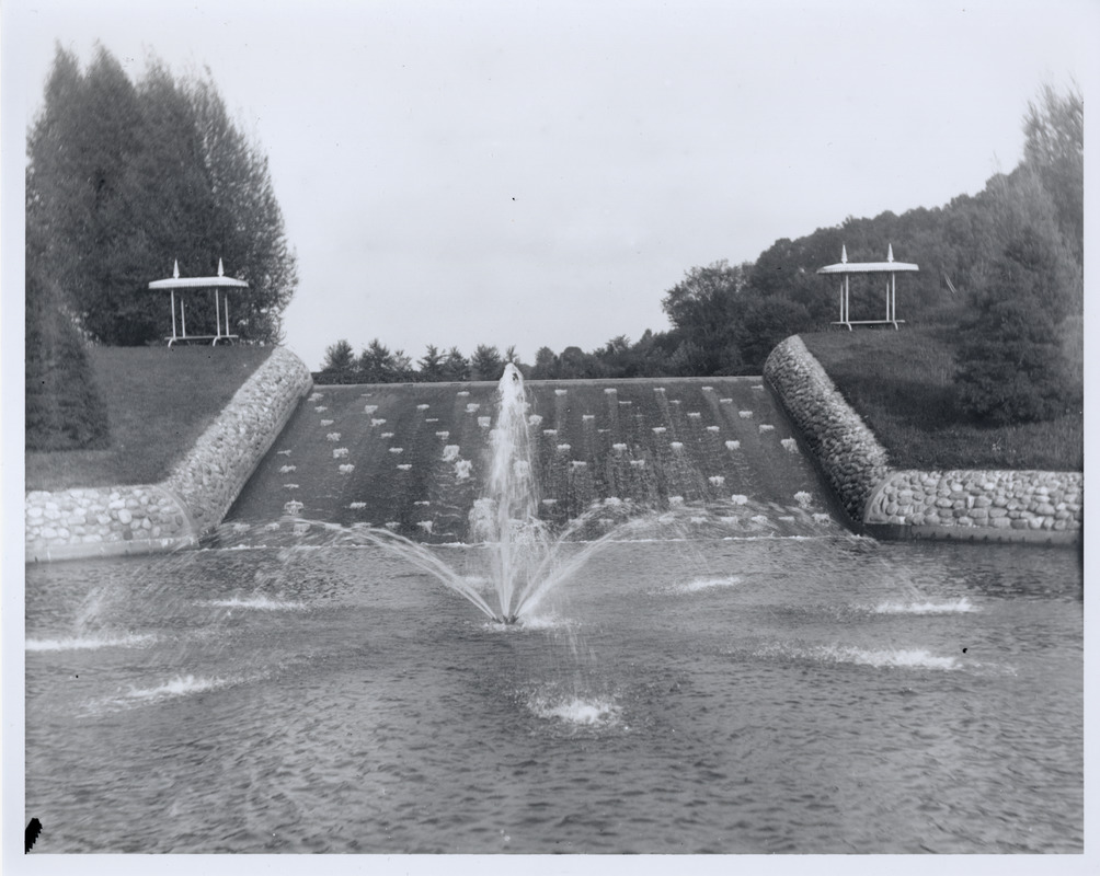 Waterfall and fountain in Forest Park, Springfield, Massachusetts ...