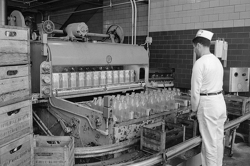 Gulf Hill Dairy, Gulf Road, South Dartmouth, MA - Digital Commonwealth