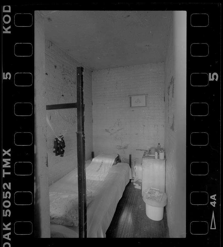 Cell 10, Salem Jail - Digital Commonwealth