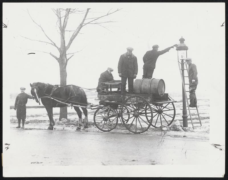 Do you Remember Lamp lighters years ago 1921 seen in Fellsway Section ...
