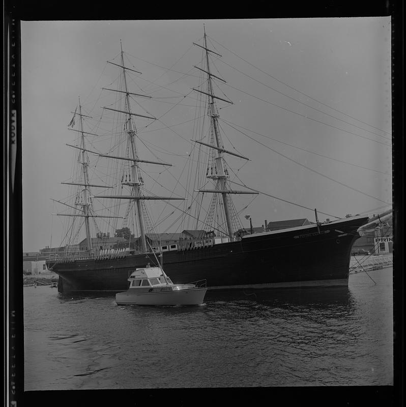 Replica of clipper ship Flying Cloud - Digital Commonwealth