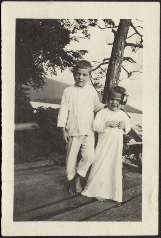 Photo of Tudor and Nancy Richards - Digital Commonwealth