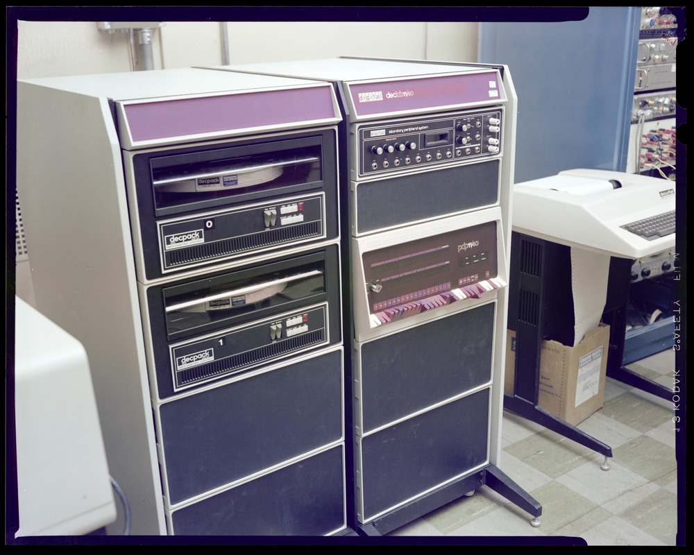 Food Science Lab, PDP II computer - Digital Commonwealth