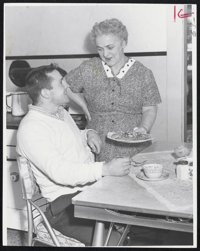 Home Cooking is served up to Lowell's lightheavyweight sensation, Billy ...