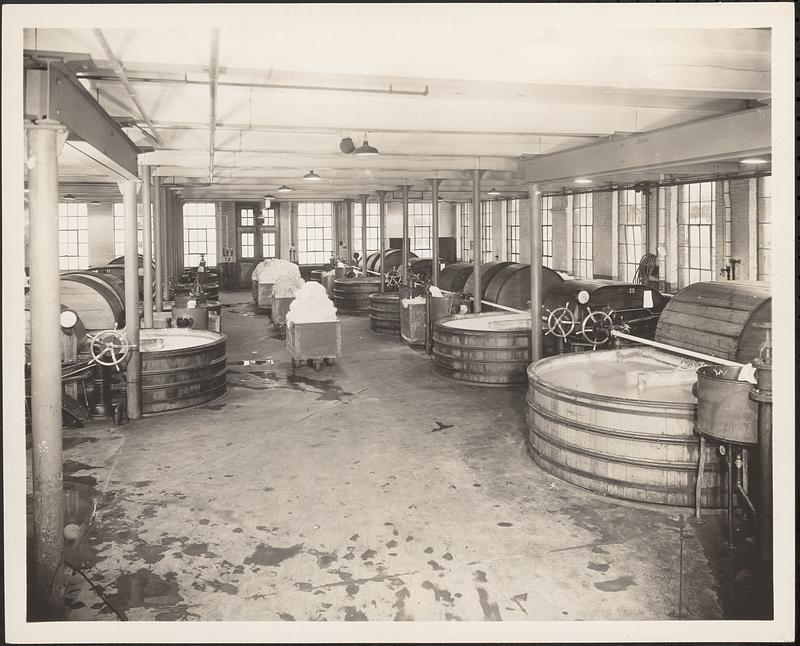 84" Beater Room, Pioneer Mill, 1939 - Digital Commonwealth