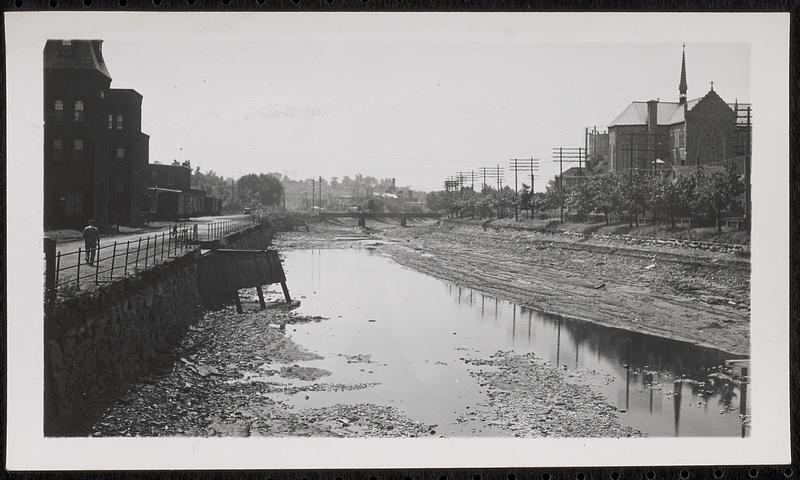 Lower end of Second Level Canal - Digital Commonwealth