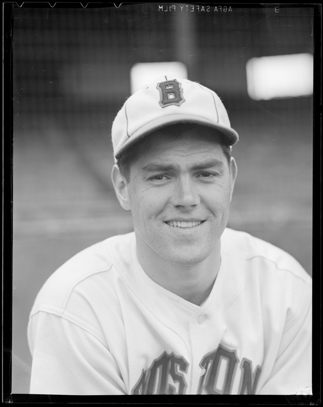 Boston Bees player - Digital Commonwealth