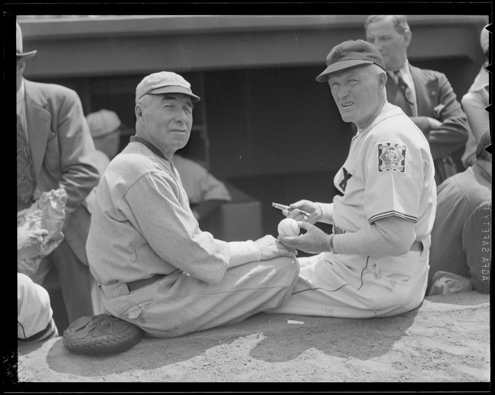 Red Sox coach gets autograph from old-timer - Digital Commonwealth