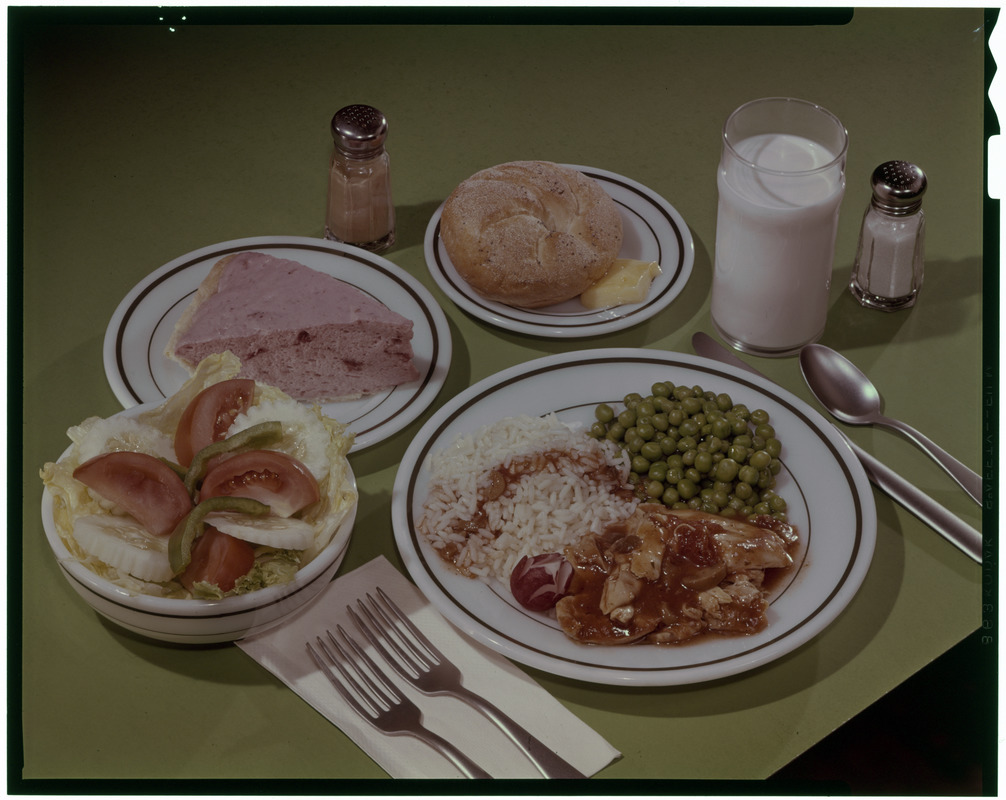 FEL food, meal, portion, chicken cacciatore, peas, rice, strawberry ...