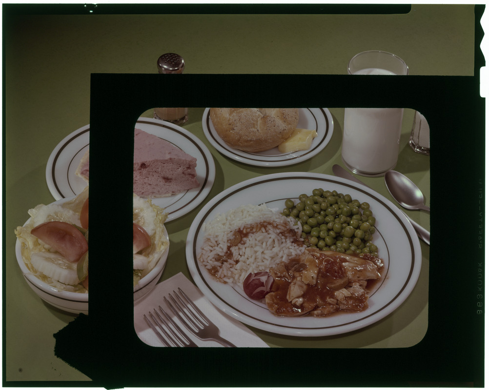 FEL food, meal, portion, chicken cacciatore, peas, rice, strawberry ...