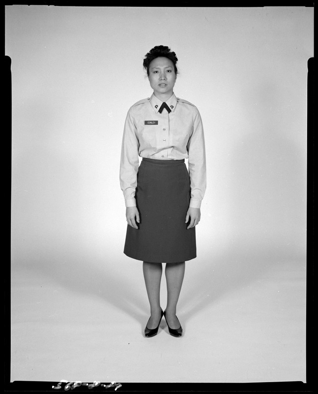 IPD (8), Frances/ shirt s.s. tucken-in + skirt - Digital Commonwealth