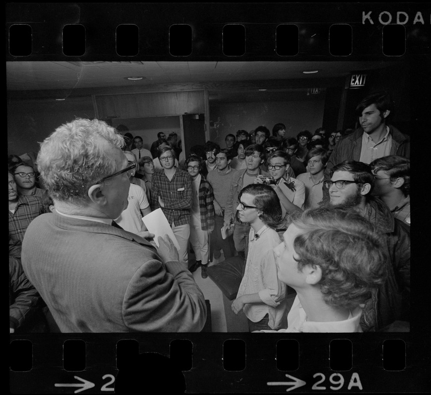 A Massachusetts Institute of Technology dean pleads with members of SDS ...