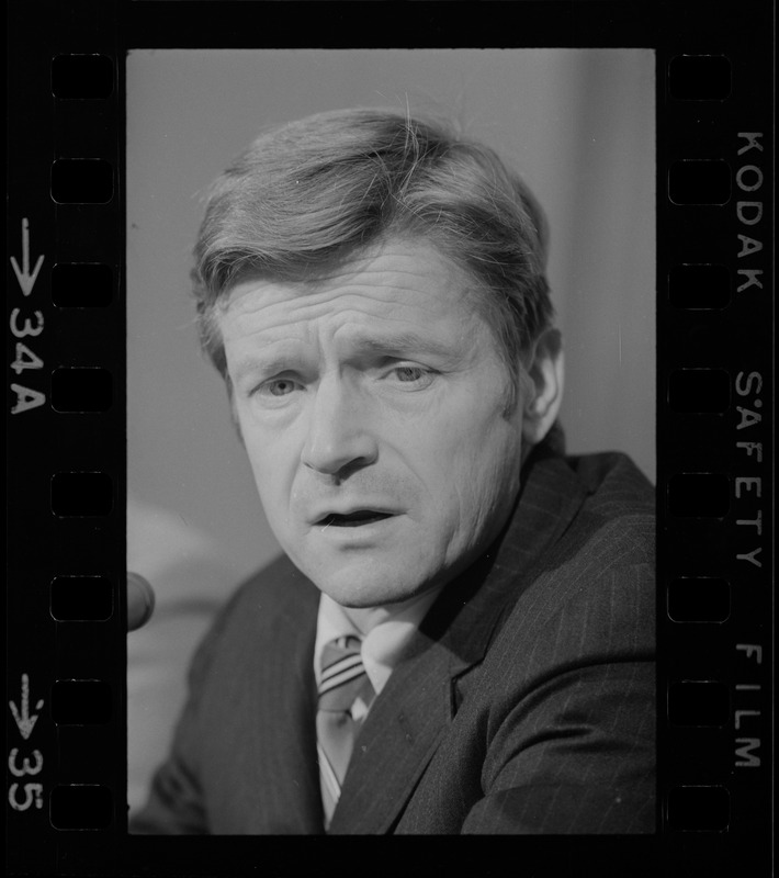 B.U. President John Silber speaks at a press conference after riots ...