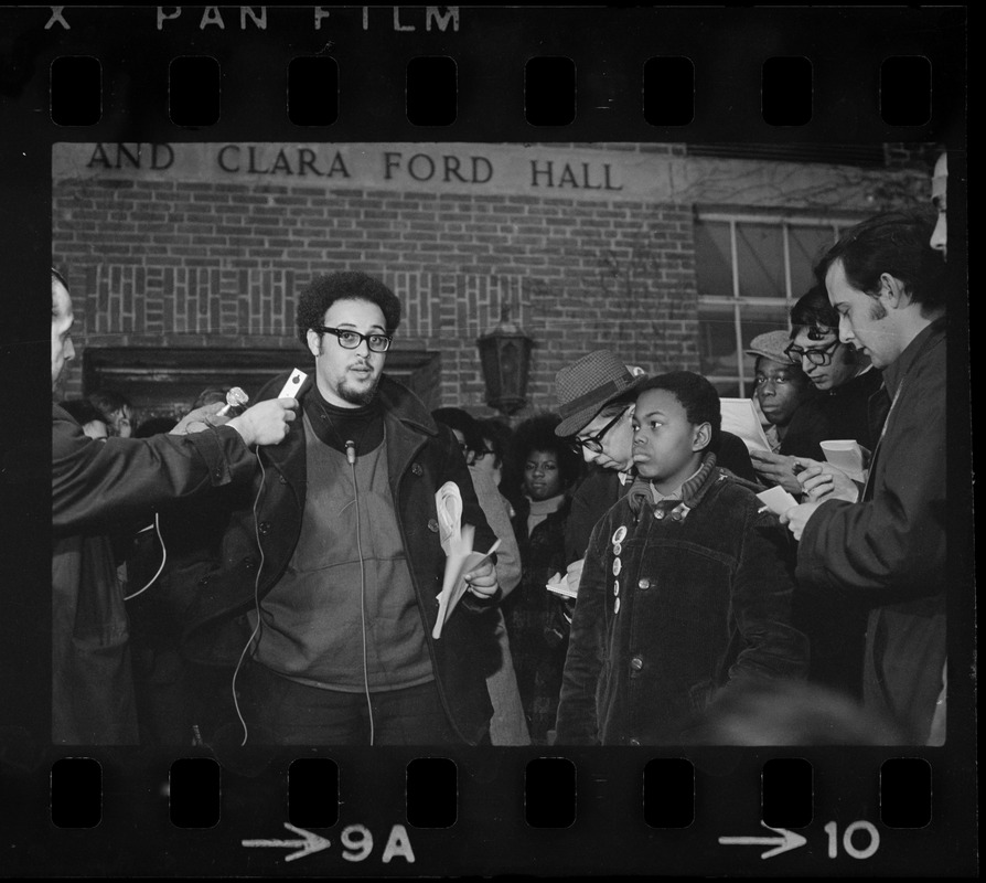 Randall Bailey speaks outside of Ford Hall during Brandeis University ...