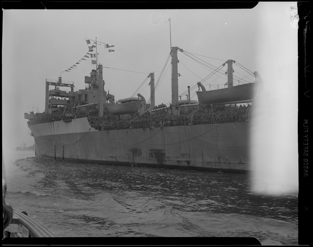 WWII: Troopship USS Wakefield arrives in Boston - Digital Commonwealth