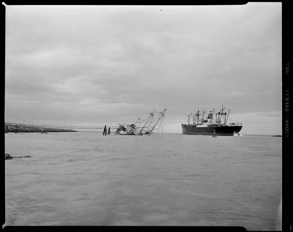 Arizona Sword wreck, Cape Cod Canal - Digital Commonwealth
