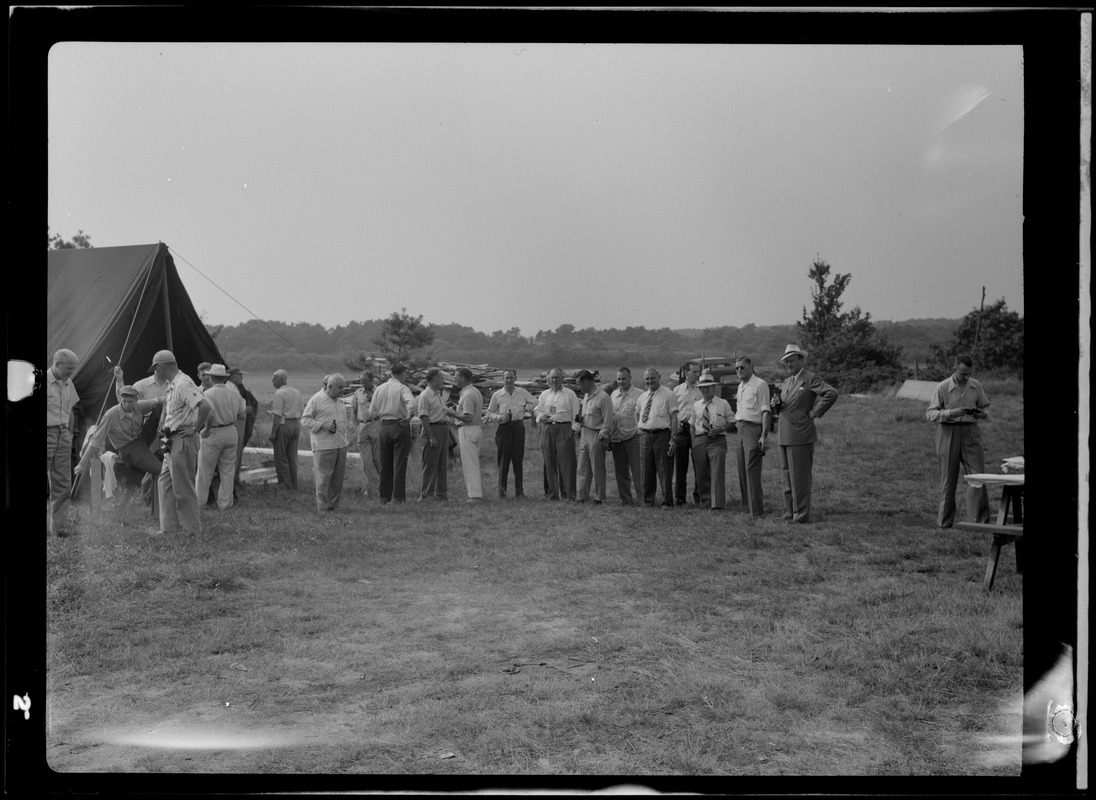 Quiet birdmen, Yarmouth outing - Digital Commonwealth