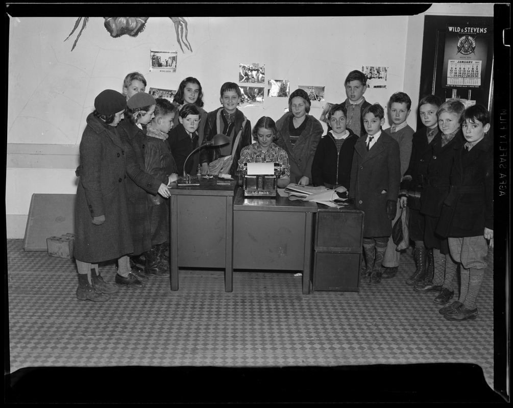 Centerville Elementary students visit Cape Cod Colonial newspaper ...