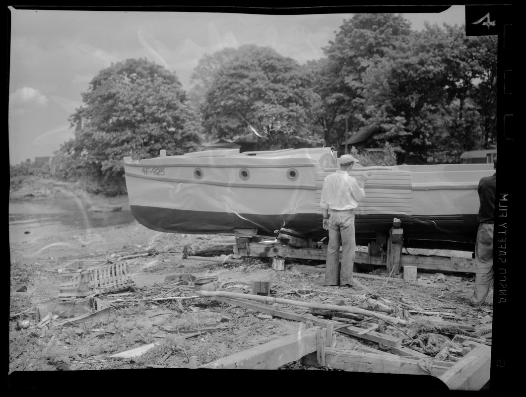 Marblehead boatyard - Digital Commonwealth