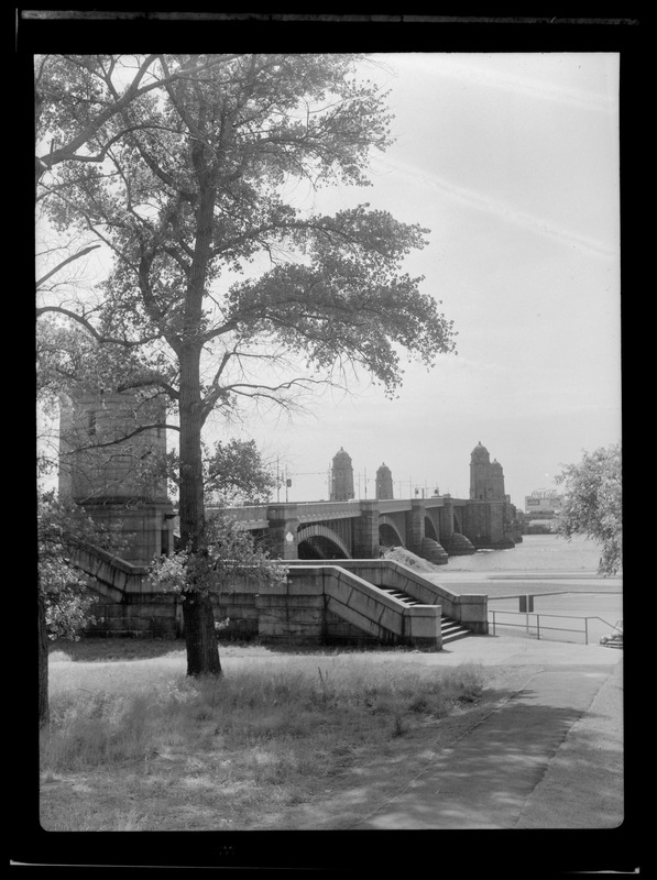 Longfellow Bridge from Boston - Digital Commonwealth
