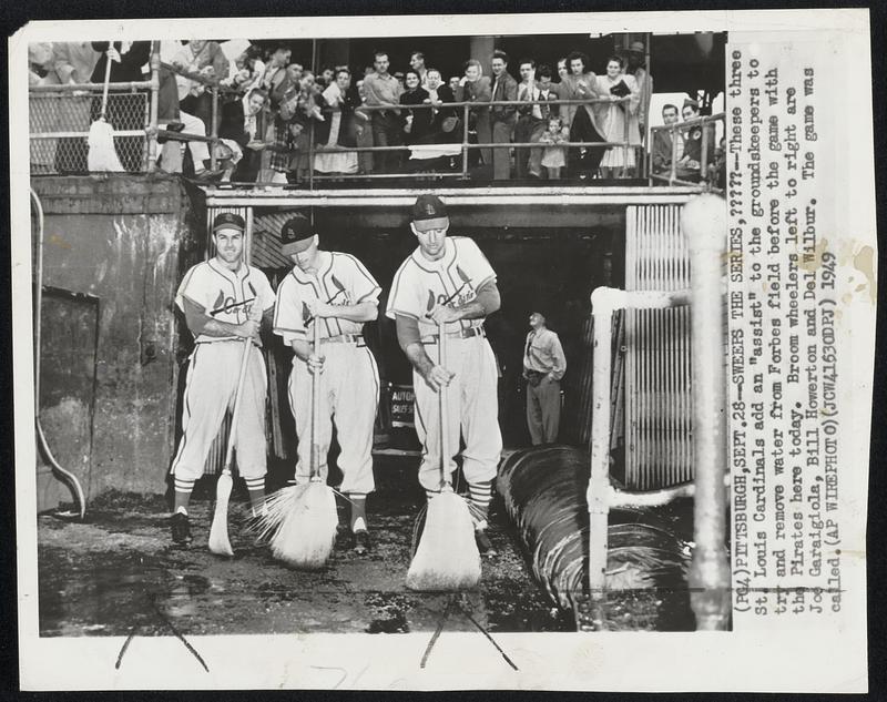 Sweeps The Series,?????--These three St. Louis Cardinals add an "assist ...