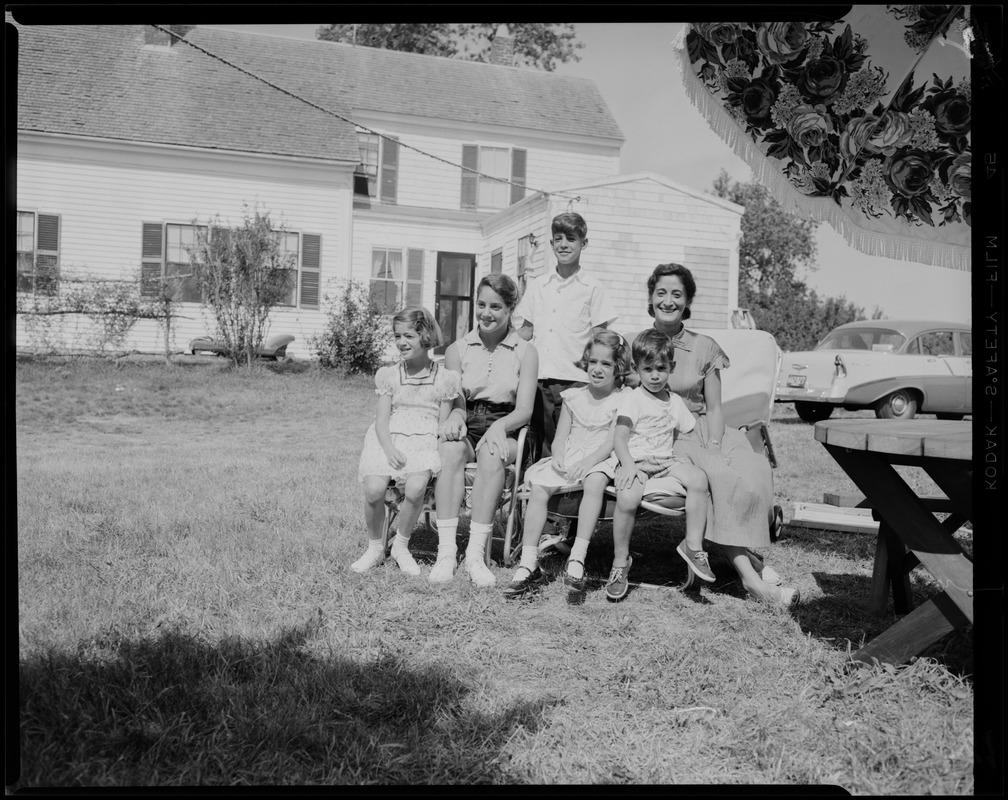 Caliri family - Digital Commonwealth