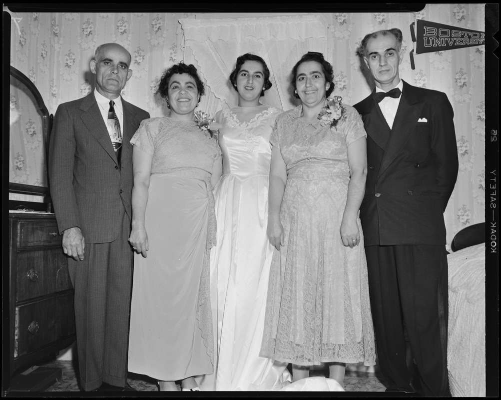 Wedding of Asadoor Ted Astorian to Miss Evelyn Nason - Digital Commonwealth