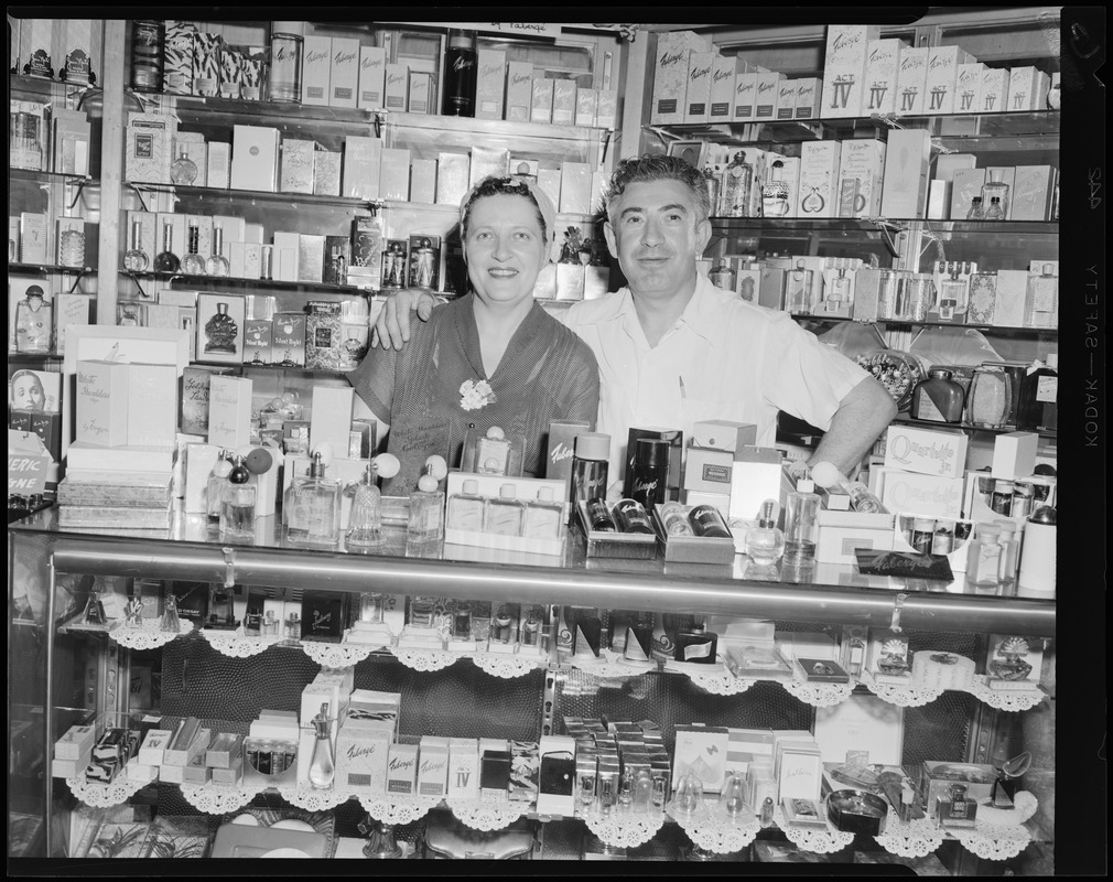 Mr. & Mrs. Eli Erlich, 666 Centre St. - Digital Commonwealth