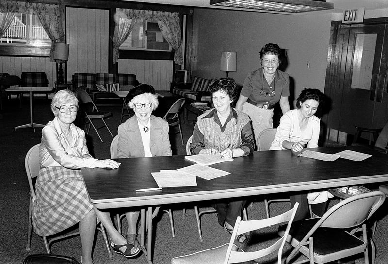 Five women - Digital Commonwealth