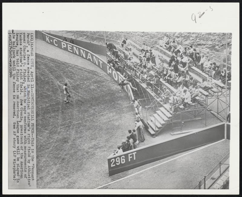Controversial Fence -- This is the "Pennant Porch", a fence erected in ...