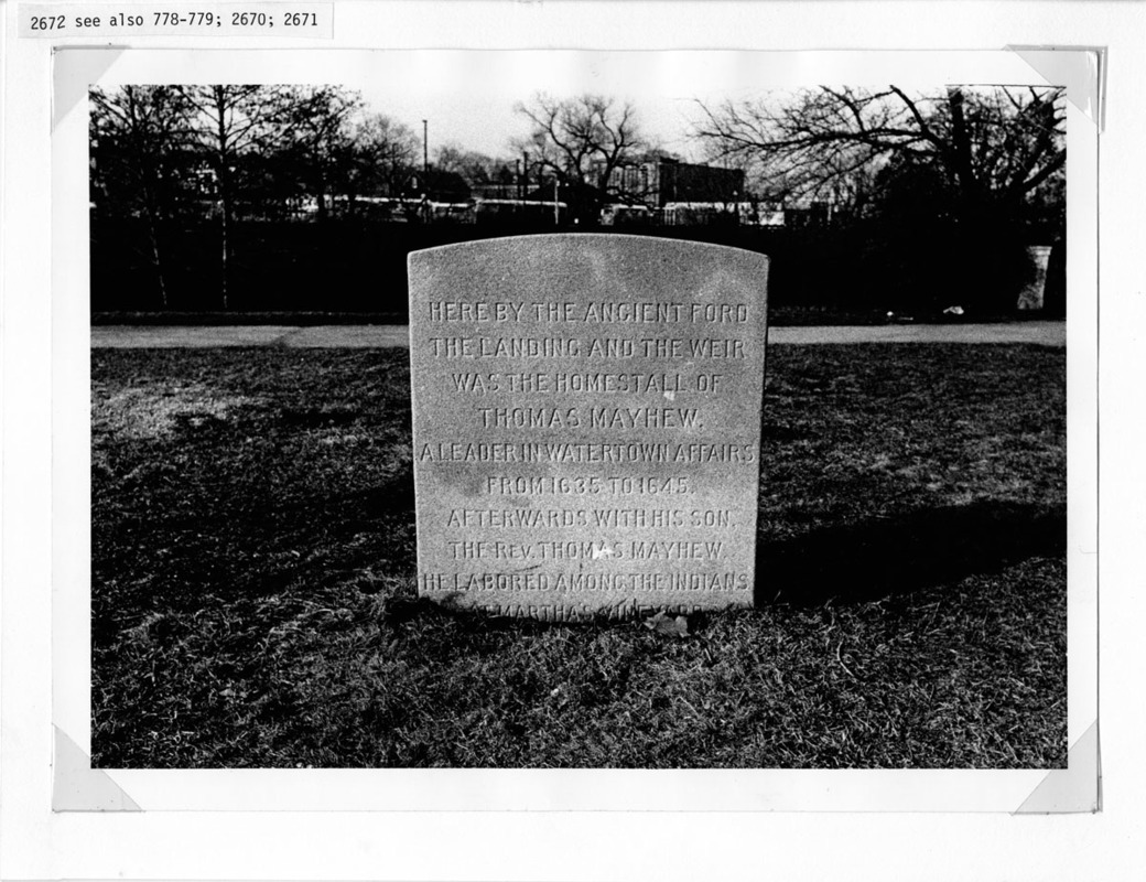 Monument marking Thomas Mayhew homestall. - Digital Commonwealth