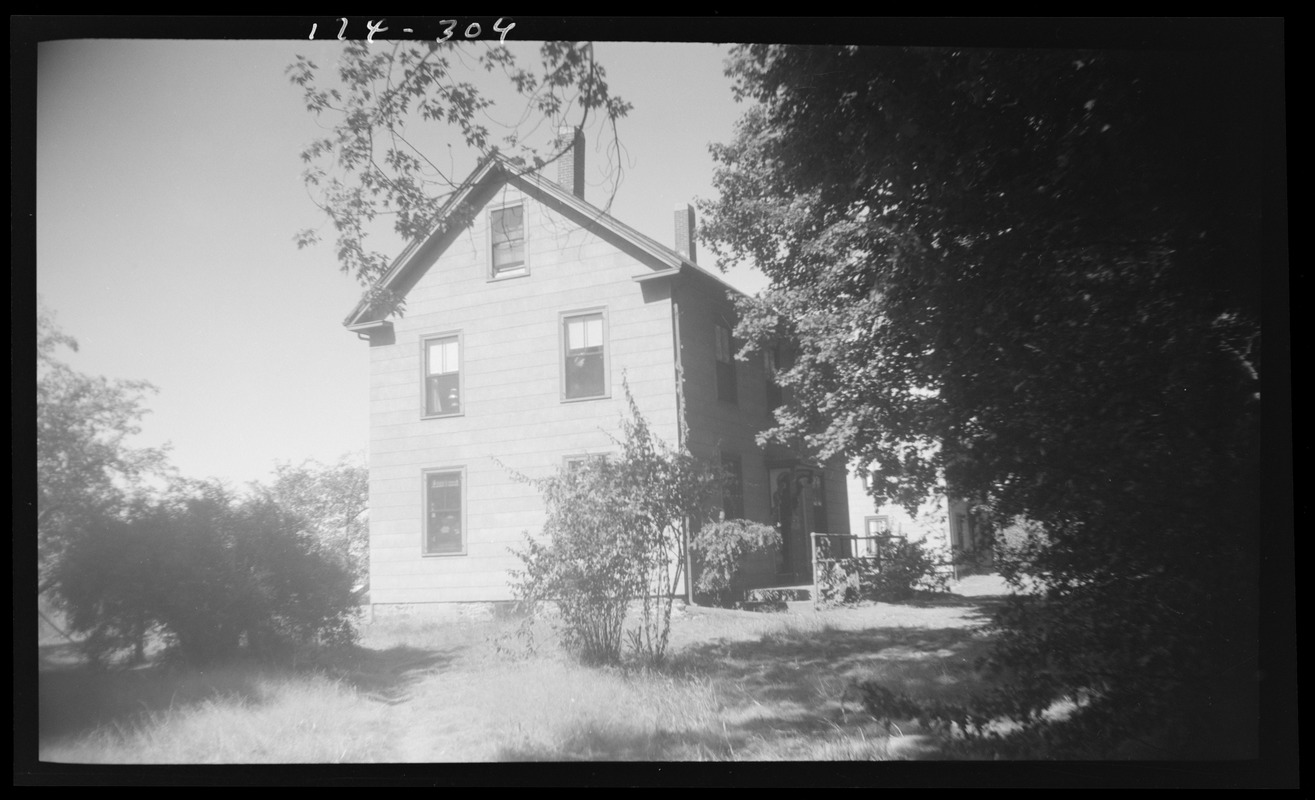 304 Hunnewell St - Digital Commonwealth