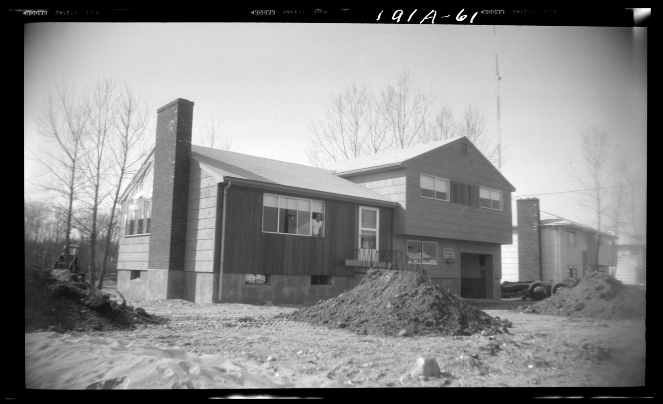 61 Lee Rd - Digital Commonwealth