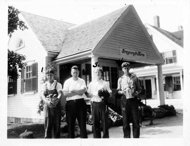 1.Alfred Webb, E.C.A.S., 1934; 2. Melvin Grey E.C.A.S., 1917, Owner; 3 ...