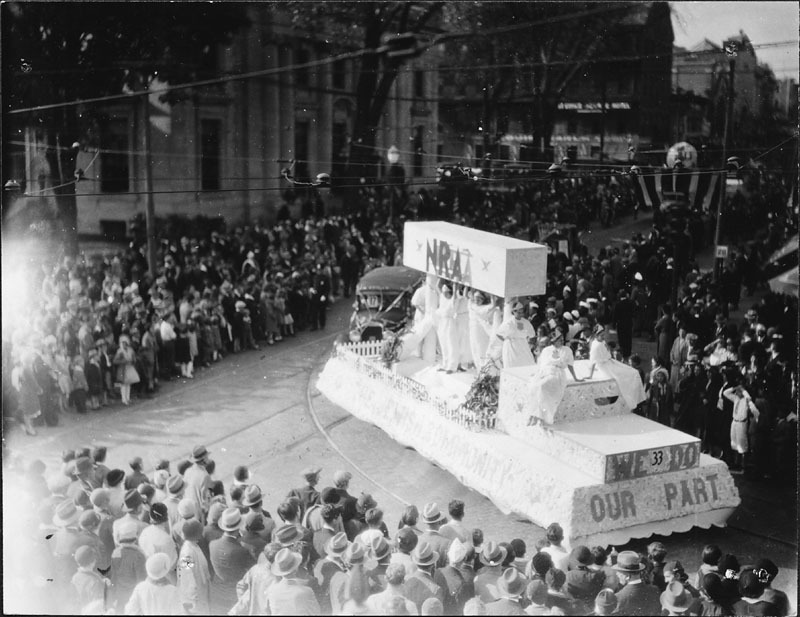 Float turning on street - Digital Commonwealth