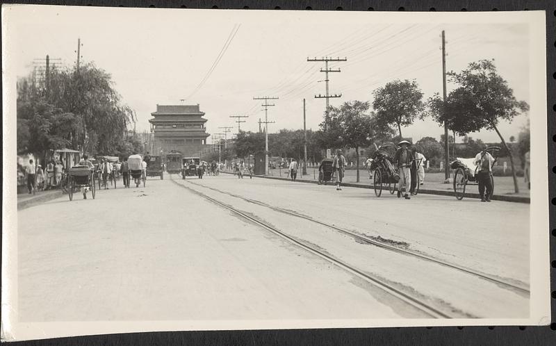 [Hatamen?] Street, Peking - Digital Commonwealth