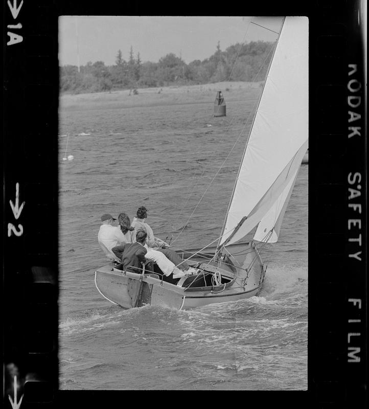 American Yacht Club sail off race - Digital Commonwealth