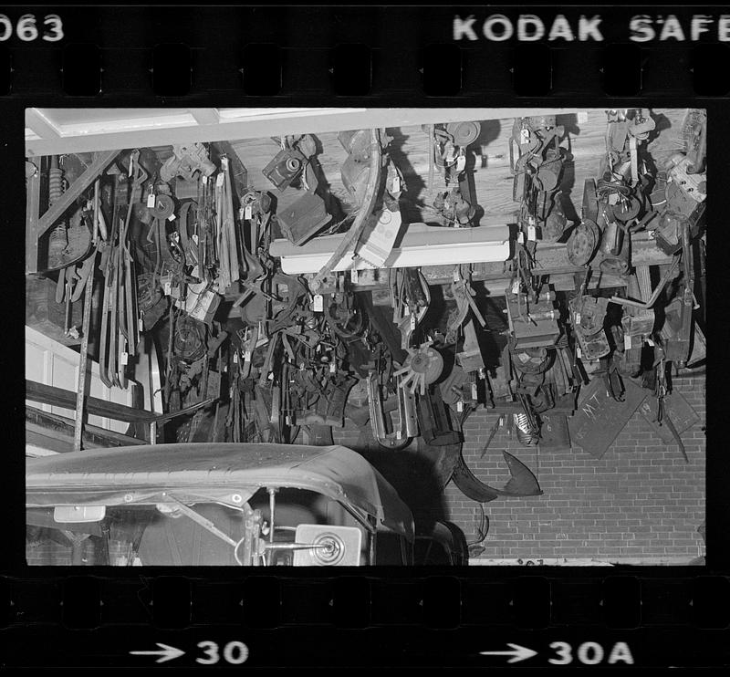 Benny Richard’s Garage - Digital Commonwealth