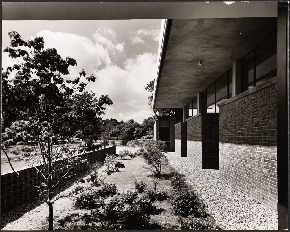 Putterham Branch, West Roxbury Pkwy - Digital Commonwealth