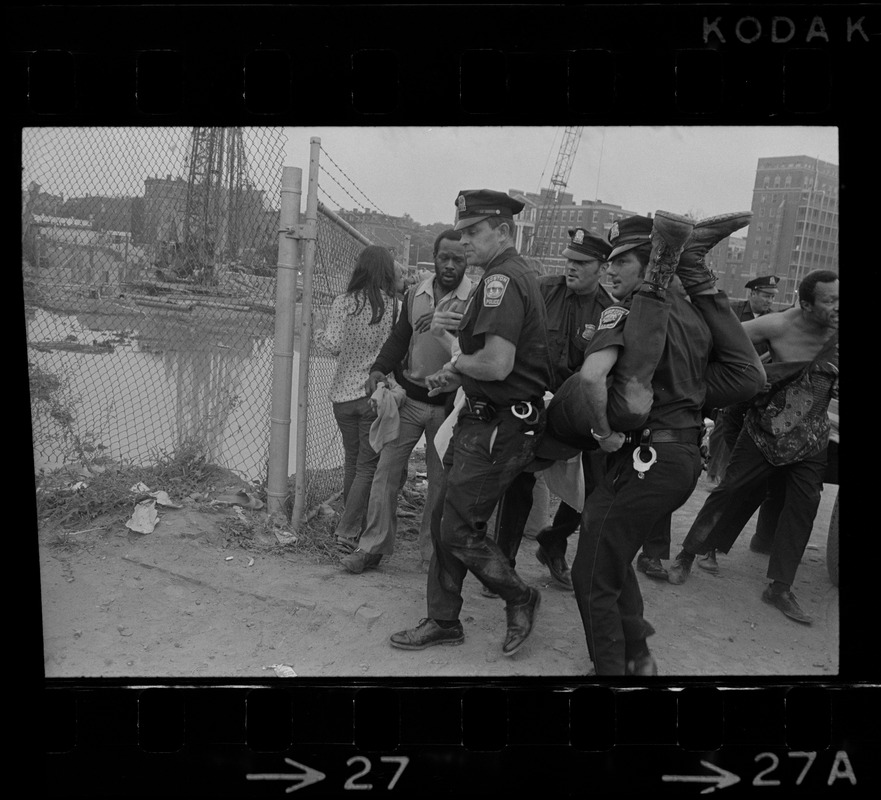 Boston police and demonstrators scuffle as arrests begin at Boston City ...