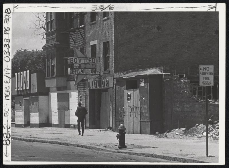 No one will have to tell you when you're entering the ghetto. - Digital ...