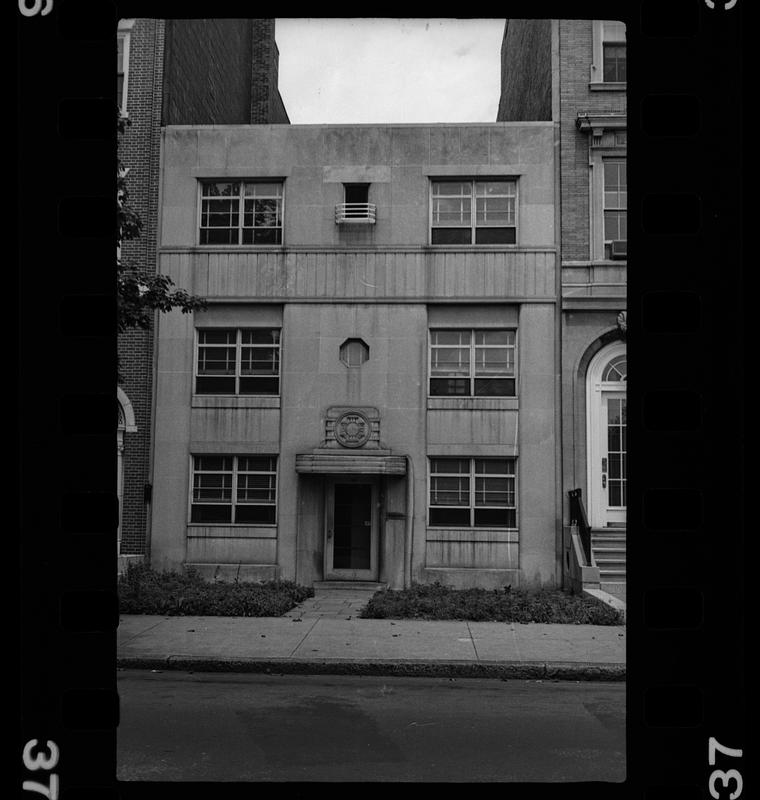 129 Bay State Road, Boston, Massachusetts - Digital Commonwealth