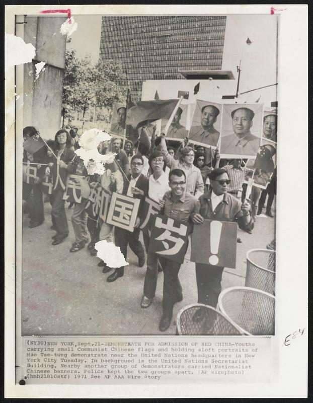 Demonstrate for Admission of Red China-Youths carrying small Communist ...