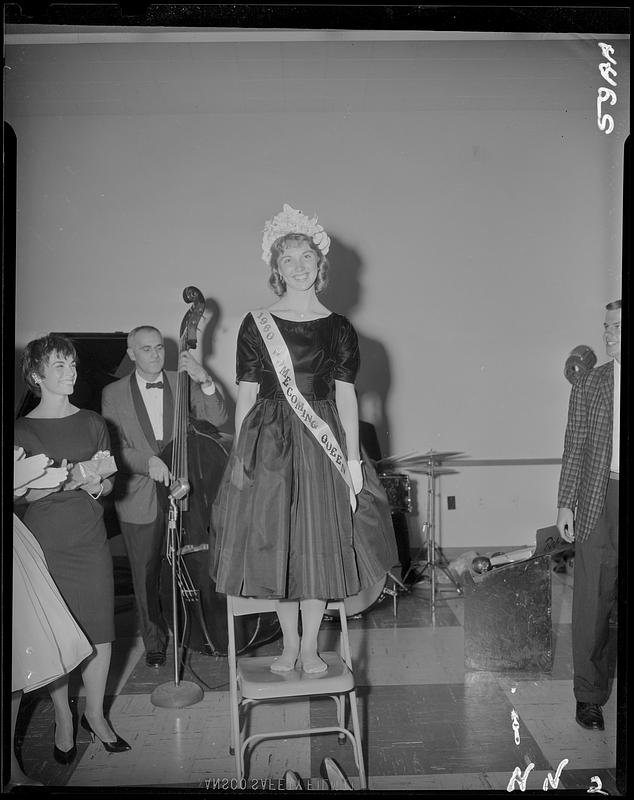 The 1960 Homecoming Queen - Digital Commonwealth