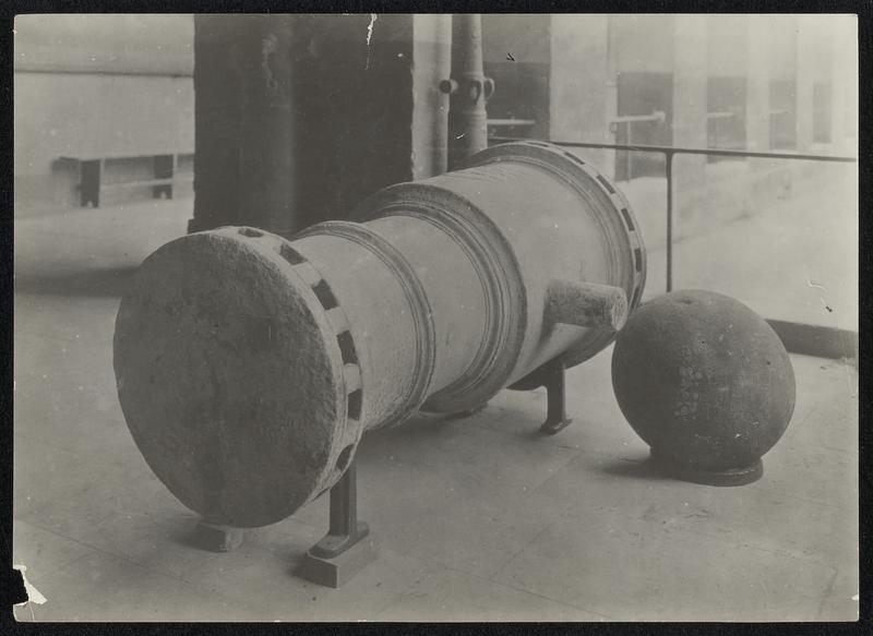 400-Year Old Cannon Fired Today Still Effective. Recently French ...