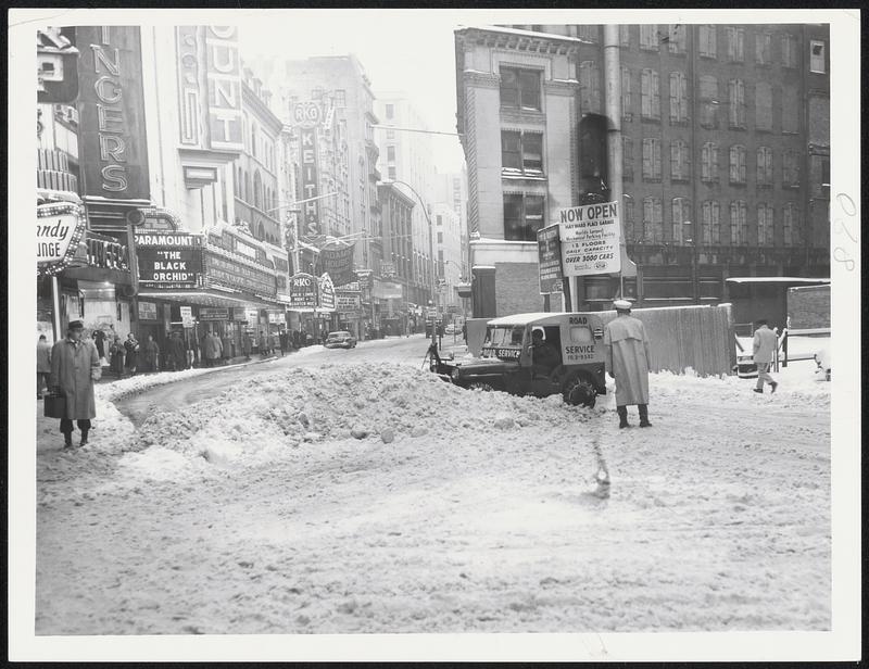 Wash St from Avery to West St. Weather Snow - Digital Commonwealth