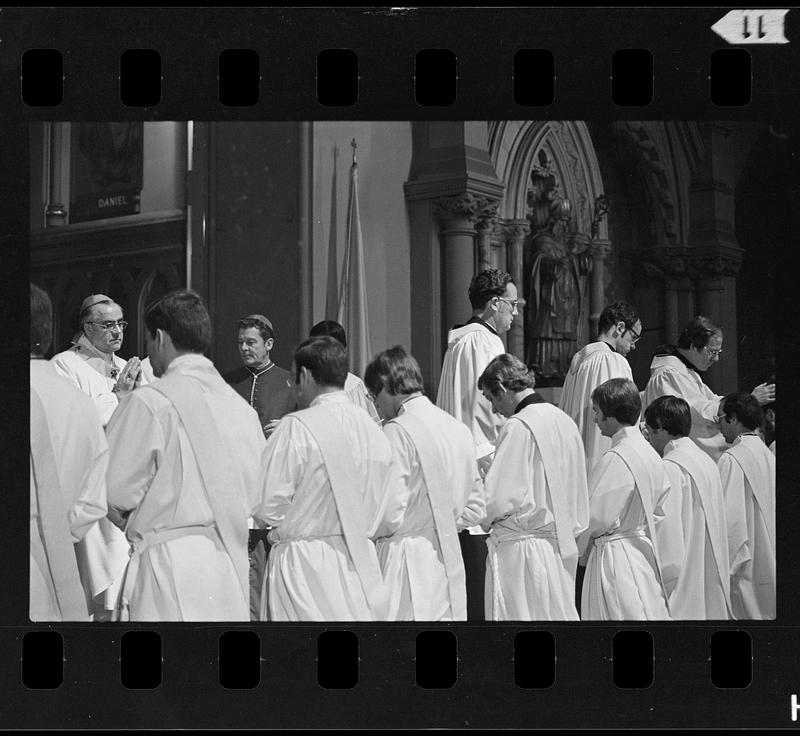 Cardinal Medeiros inducts new priests at Holy Cross Cathedral, South ...