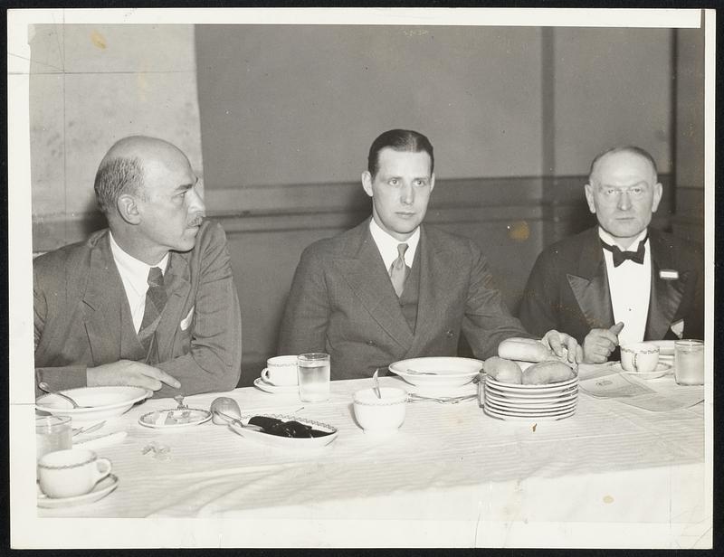 Mayor-Elect Maurice J. Tobin attending a dinner of America's oldest ...